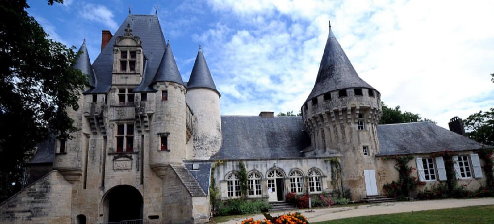 Caisse locale Crédit Agricole CHEF-BOUTONNE